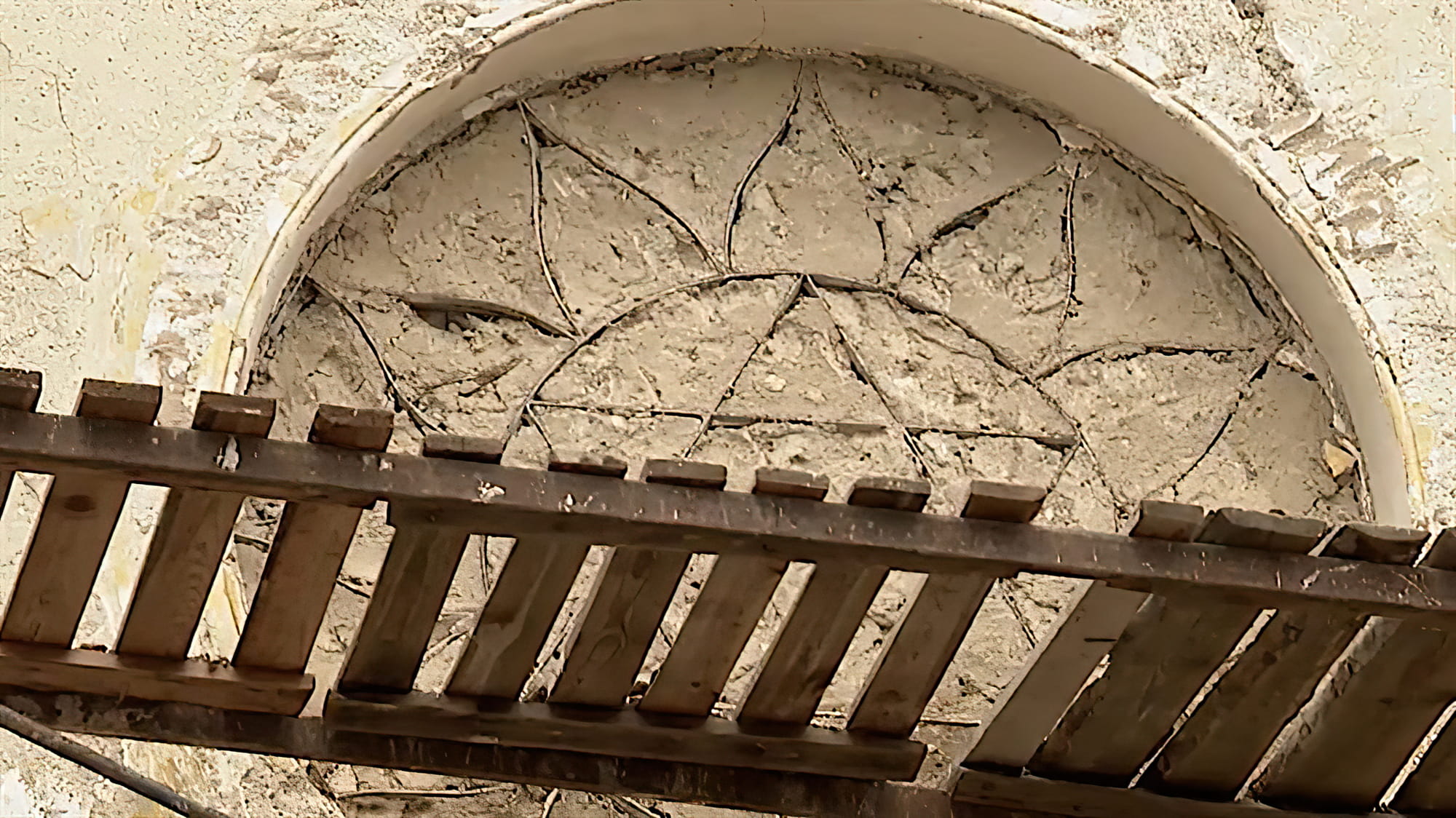 Desenterrados En Crimea Los Restos De Una Sinagoga Que Se Creía