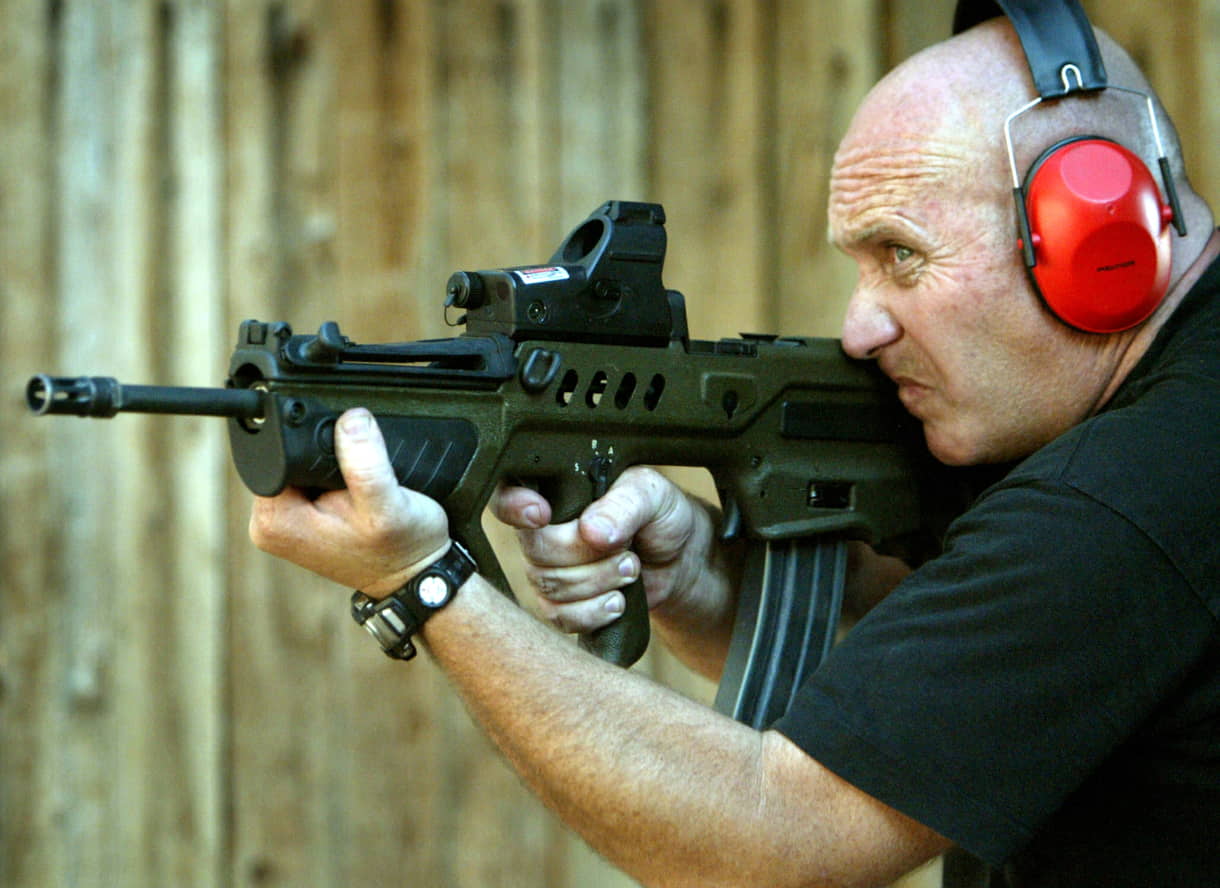 Cómo los vendedores de EBay esquivan la prohibición de armas de asalto ...