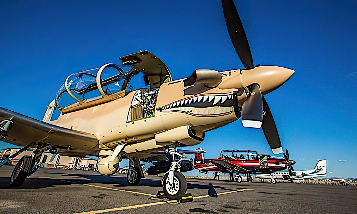 El Beechcraft AT-6E Wolverine obtiene la certificación de la USAF ...