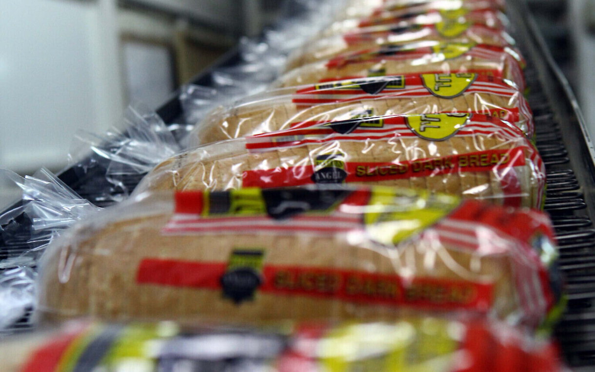Israel anuncia una subida del 20% en el precio del pan regulado