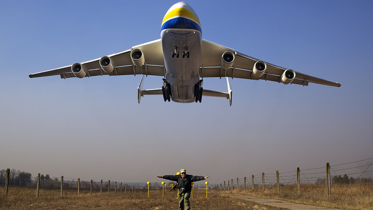 Ucrania está construyendo un nuevo An-225: El avión más grande del ...