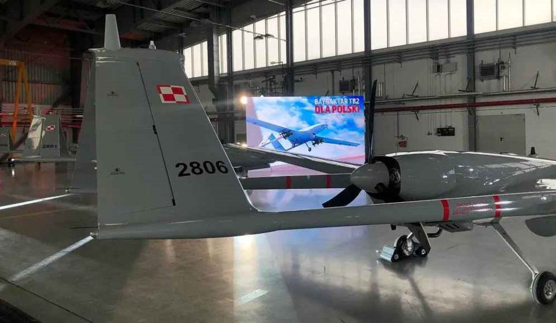 Polonia recibe el primer lote de drones turcos Bayraktar TB2 - Noticias ... Polonia recibe el primer lote de drones turcos Bayraktar TB2 - Noticias ...