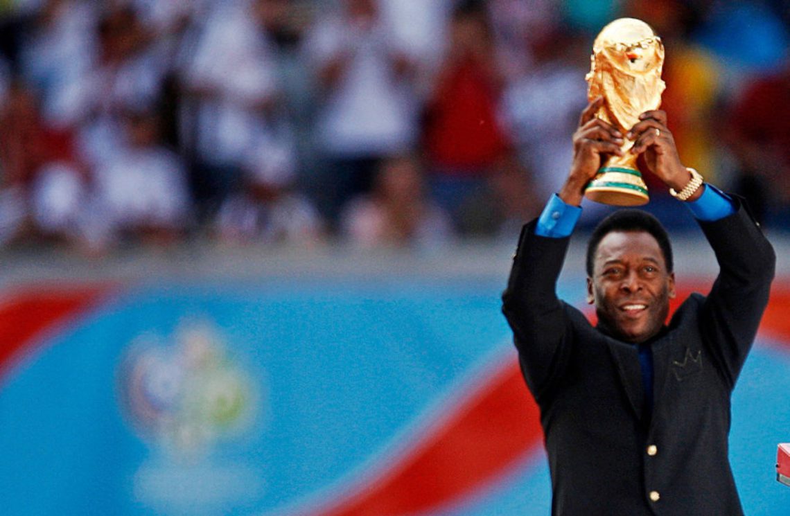 La leyenda del fútbol brasileño Pelé fallece a los 82 años - Noticias ...