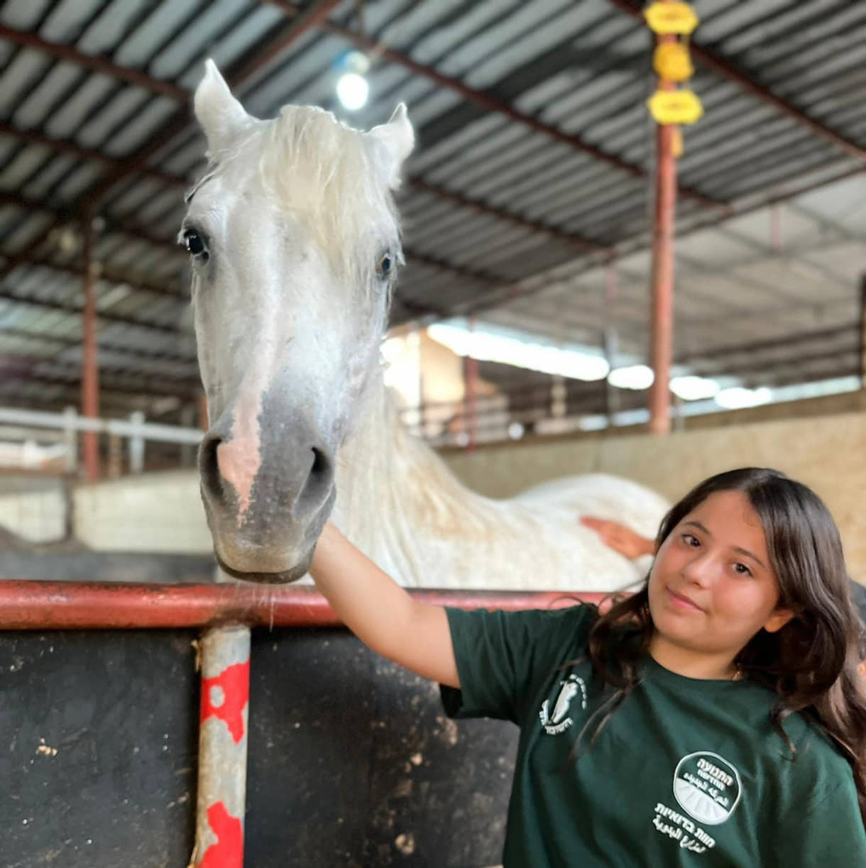 Un grupo de jóvenes inculca el amor por la tierra a beduinos y judíos