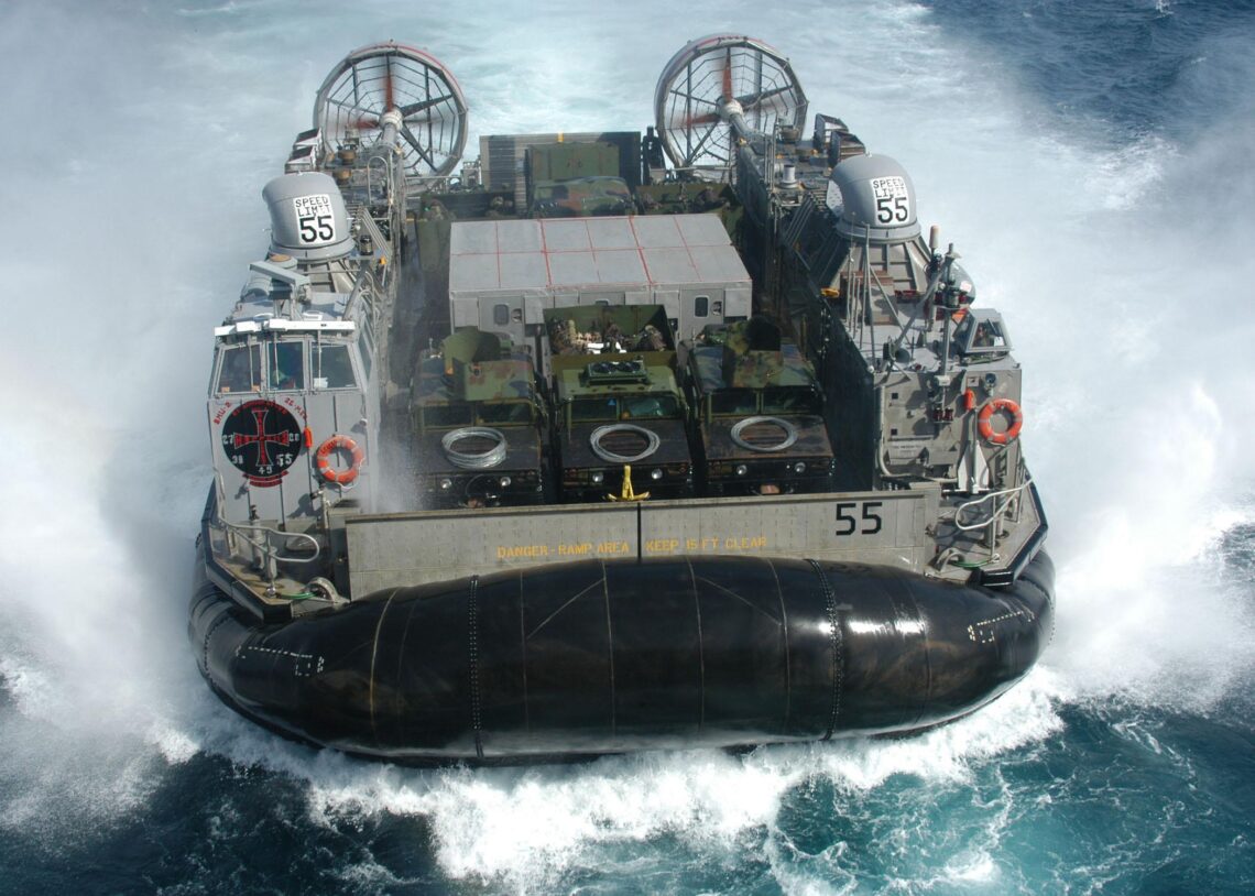 Textron Systems recibe contrato de 241 M$ para LCAC Clase 100 ...