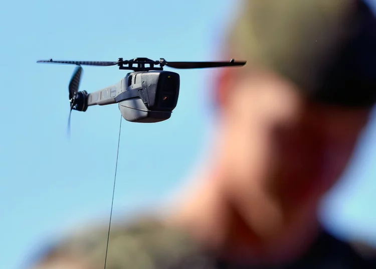 Teledyne Flir lanza microdron Black Recon