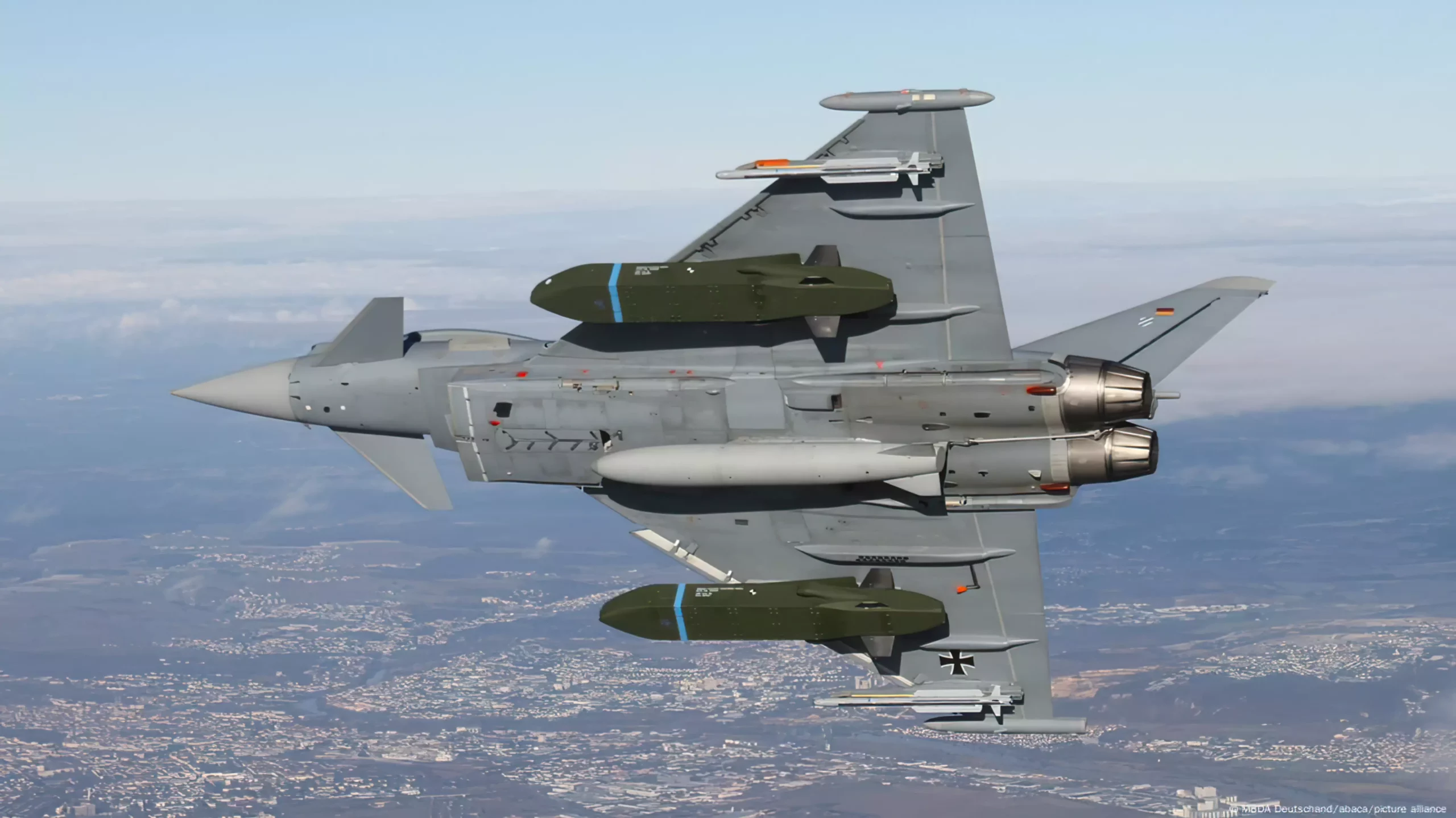 Suecia integrará los misiles TAURUS en los cazas Gripen - Noticias de ...